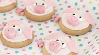 Cute Pig Cookies to Celebrate SING Special Edition | Cutefetti