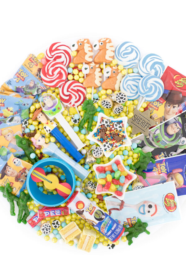 Toy Story Candy Board for Parties | Cutefetti
