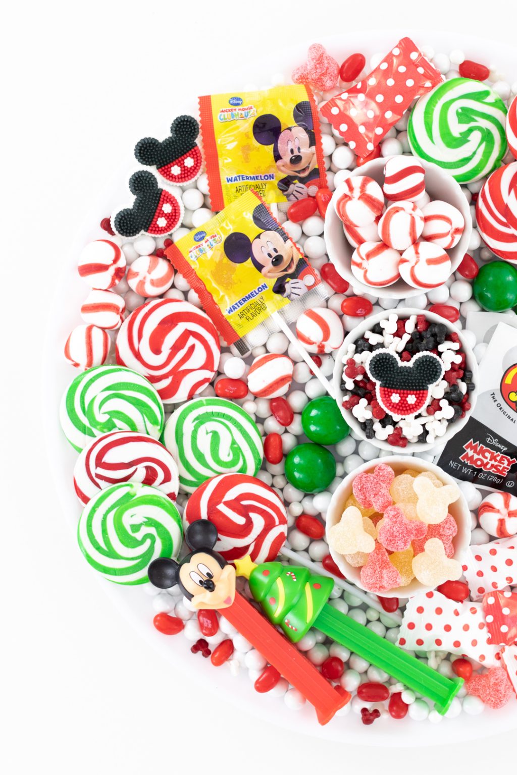 Mickey Christmas Candy Board | Cutefetti