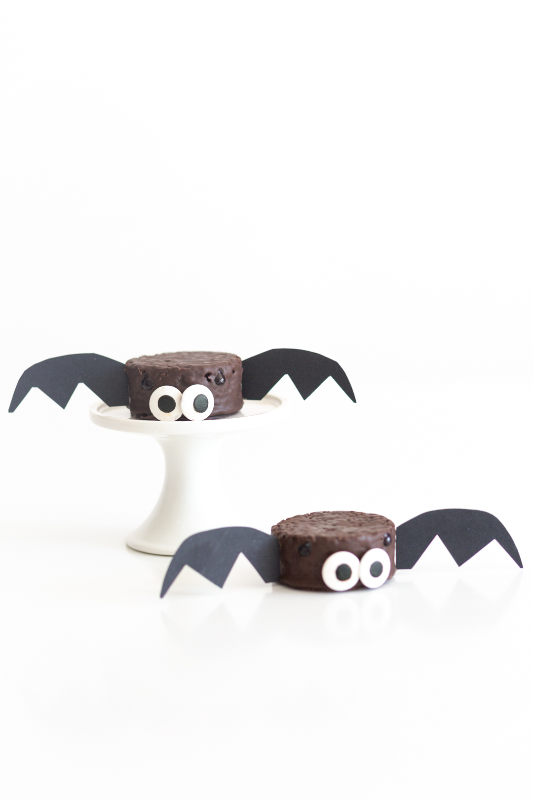 Easy Bat Treats for Halloween | Cutefetti