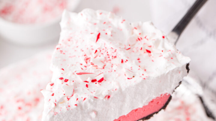 Layered Peppermint Pie Recipe | Cutefetti