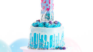 Surprise New Year's Eve Countdown Cake | Cutefetti