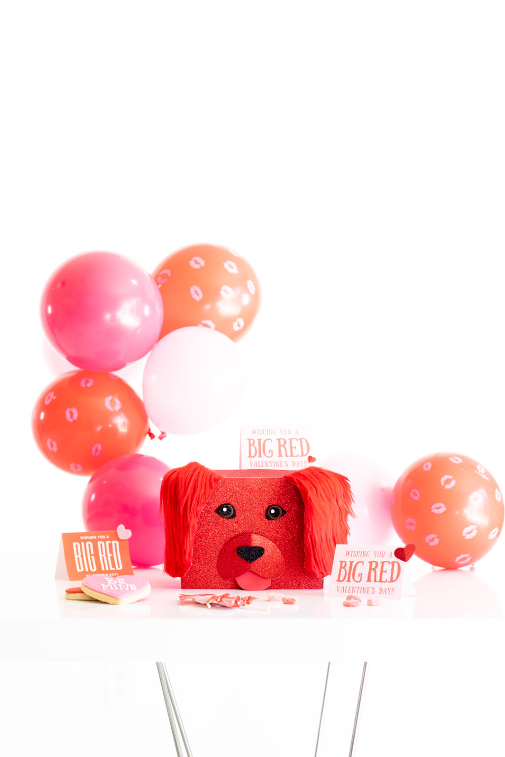 Clifford Valentine's Day Collection Box
