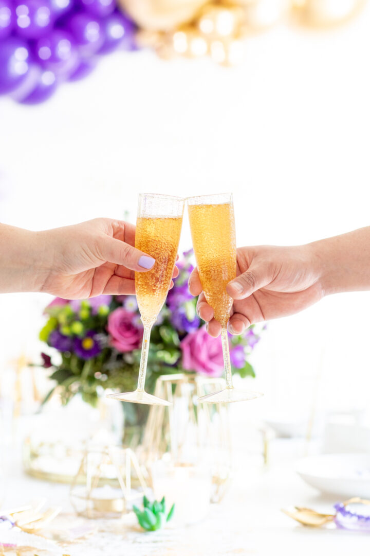 How To Celebrate Fakesgiving | Cutefetti