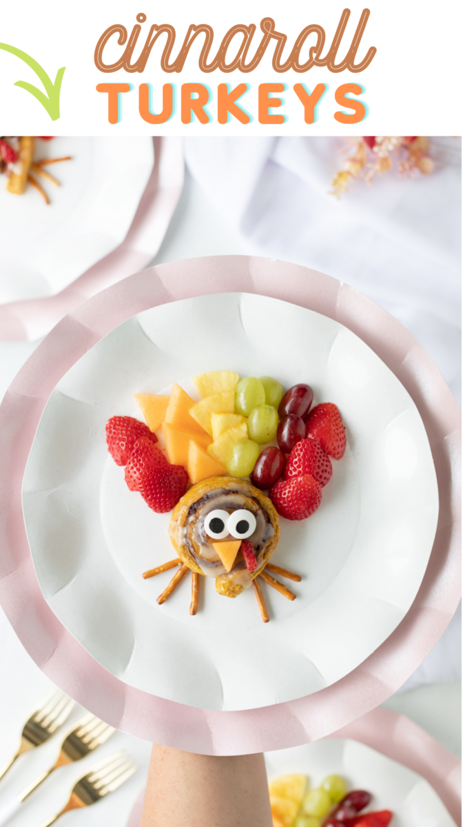 The Pumpkin Cinnamon Roll Turkeys That Will Make Thanksgiving More Fun