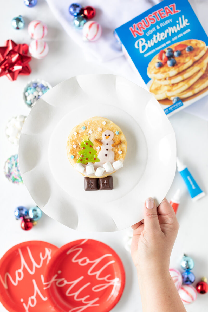 Snow-tally Cute Snow Globe Pancakes