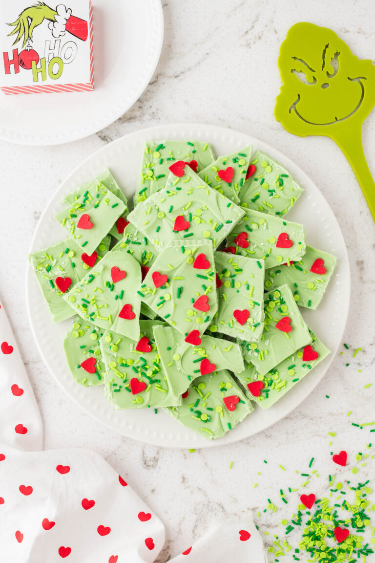 Make This Grinch Bark Recipe For Movie Night