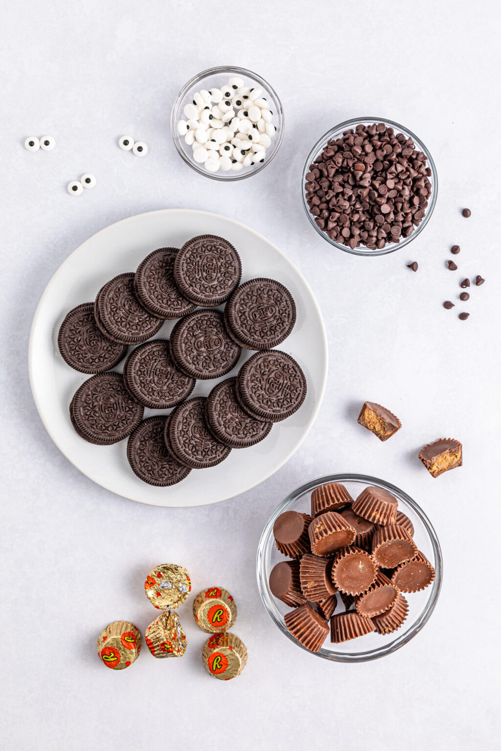How to Make OREO Bats for Halloween